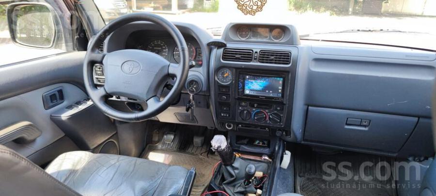 Pelēks Toyota Land Cruiser 1997 Rīga, ar dzinēja tilpumu 3.40 L un nobraukumu 331 tūkst. km par 6000 €, foto 4 vietnē AUTOMOTO.COM.LV