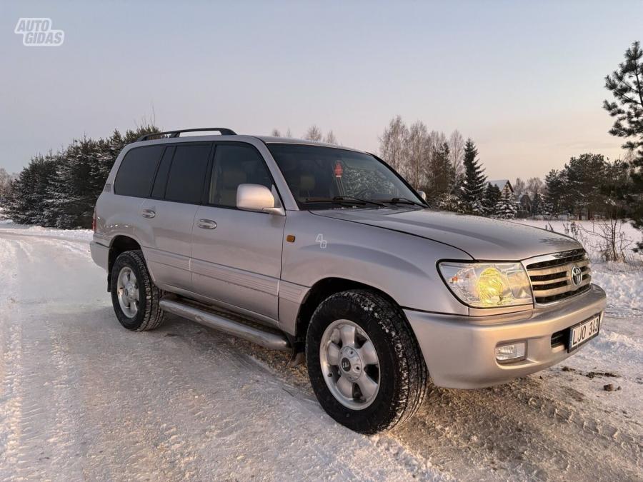 Grey Toyota Land Cruiser 2000 in Vilnius, with an engine capacity of 4.20 L and mileage of 460 thousand km for 9400 €, photo 2 on AUTOMOTO.COM.LV