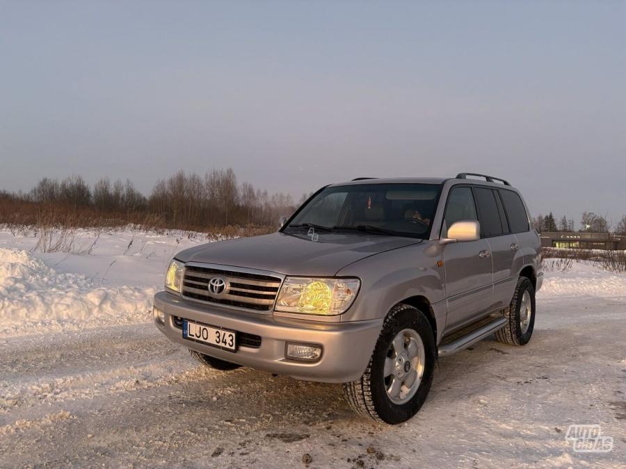 Grey Toyota Land Cruiser 2000 in Vilnius, with an engine capacity of 4.20 L and mileage of 460 thousand km for 9400 €, photo 4 on AUTOMOTO.COM.LV