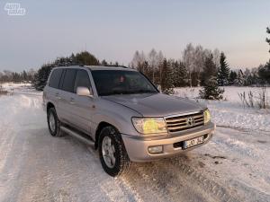 Grey Toyota Land Cruiser 2000 in Vilnius, with an engine capacity of 4.20 L and mileage of 460 thousand km for 9400 €, photo 6 on AUTOMOTO.COM.LV