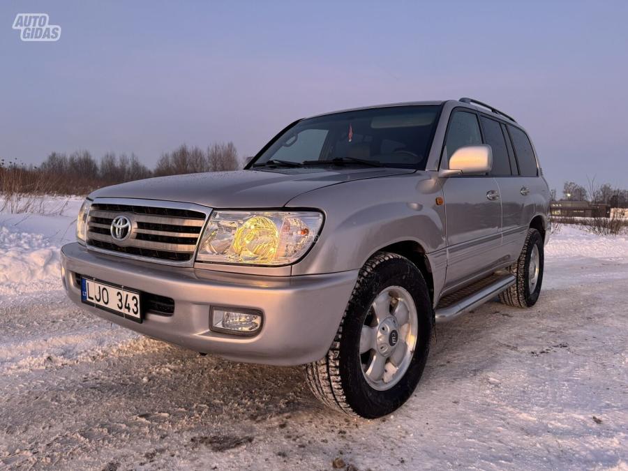 Grey Toyota Land Cruiser 2000 in Vilnius, with an engine capacity of 4.20 L and mileage of 460 thousand km for 9400 €, photo 7 on AUTOMOTO.COM.LV