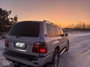 Grey Toyota Land Cruiser 2000 in Vilnius, with an engine capacity of 4.20 L and mileage of 460 thousand km for 9400 €, photo 11 on AUTOMOTO.COM.LV