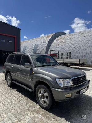 Pelēks Toyota Land Cruiser 2000 Klaipėda, ar dzinēja tilpumu 4.16 L un nobraukumu 296 tūkst. km par 12000 €, foto 4 vietnē AUTOMOTO.COM.LV