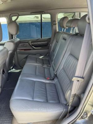 Pelēks Toyota Land Cruiser 2000 Klaipėda, ar dzinēja tilpumu 4.16 L un nobraukumu 296 tūkst. km par 12000 €, foto 18 vietnē AUTOMOTO.COM.LV
