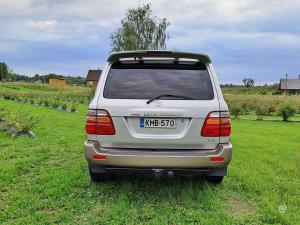 Pelēks Toyota Land Cruiser 2001 Visaginas, ar dzinēja tilpumu 4.16 L un nobraukumu 447 tūkst. km par 8000 €, foto 5 vietnē AUTOMOTO.COM.LV