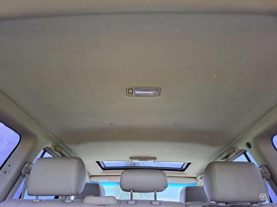 Pelēks Toyota Land Cruiser 2001 Visaginas, ar dzinēja tilpumu 4.16 L un nobraukumu 447 tūkst. km par 8000 €, foto 27 vietnē AUTOMOTO.COM.LV