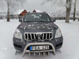 Grey Toyota Land Cruiser 2003 in Taurage, with an engine capacity of 3.00 L and mileage of 356 thousand km for 7700 €, photo  on AUTOMOTO.COM.LV