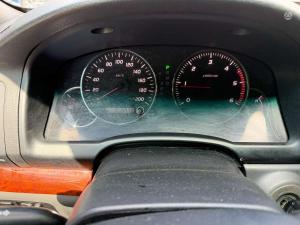 Pelēks Toyota Land Cruiser 2003 Panevēža, ar dzinēja tilpumu 2.98 L un nobraukumu 257 tūkst. km par 5900 €, foto 14 vietnē AUTOMOTO.COM.LV