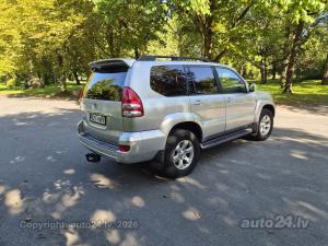 Grey Toyota Land Cruiser 2004 in Tallinn, with an engine capacity of 3.00 L and mileage of 302 thousand km for 11990 €, photo 6 on AUTOMOTO.COM.LV