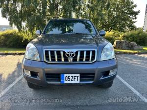 Pelēks Toyota Land Cruiser 2004 Tallina, ar dzinēja tilpumu 3.00 L un nobraukumu 323 tūkst. km par 5999 €, foto 4 vietnē AUTOMOTO.COM.LV
