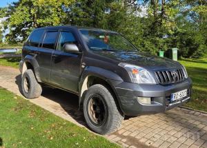 Pelēks Toyota Land Cruiser 2004 Rīga, ar dzinēja tilpumu 3.00 L un nobraukumu 328 tūkst. km par 8500 €, foto 6 vietnē AUTOMOTO.COM.LV