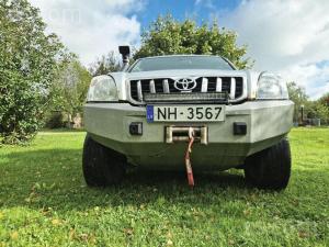 Pelēks Toyota Land Cruiser 2004 Rīga, ar dzinēja tilpumu 3.00 L un nobraukumu 268 tūkst. km par 6800 €, foto 3 vietnē AUTOMOTO.COM.LV