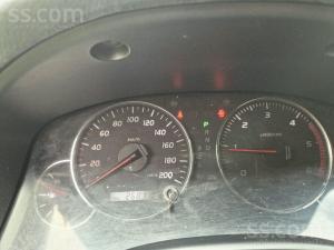 Pelēks Toyota Land Cruiser 2004 Rīga, ar dzinēja tilpumu 3.00 L un nobraukumu 268 tūkst. km par 6800 €, foto 6 vietnē AUTOMOTO.COM.LV