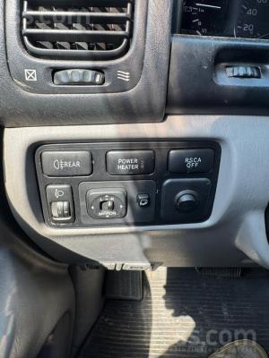 Pelēks Toyota Land Cruiser 2005 Rīga, ar dzinēja tilpumu 4.20 L un nobraukumu 0 tūkst. km par 21500 €, foto 9 vietnē AUTOMOTO.COM.LV