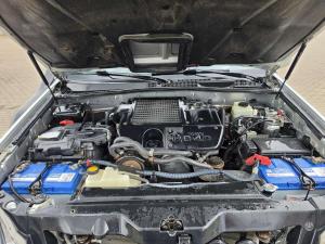 Pelēks Toyota Land Cruiser 2005 Tauragė, ar dzinēja tilpumu 2.98 L un nobraukumu 416 tūkst. km par 9000 €, foto 15 vietnē AUTOMOTO.COM.LV