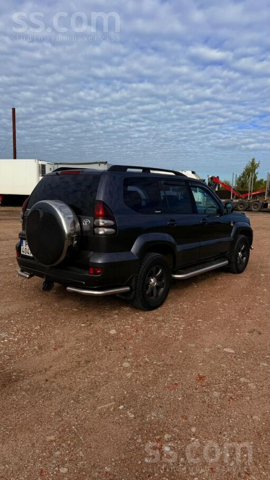 Pelēks Toyota Land Cruiser 2005 Rēzekne, ar dzinēja tilpumu 3.00 L un nobraukumu 377 tūkst. km par 8500 €, foto 6 vietnē AUTOMOTO.COM.LV