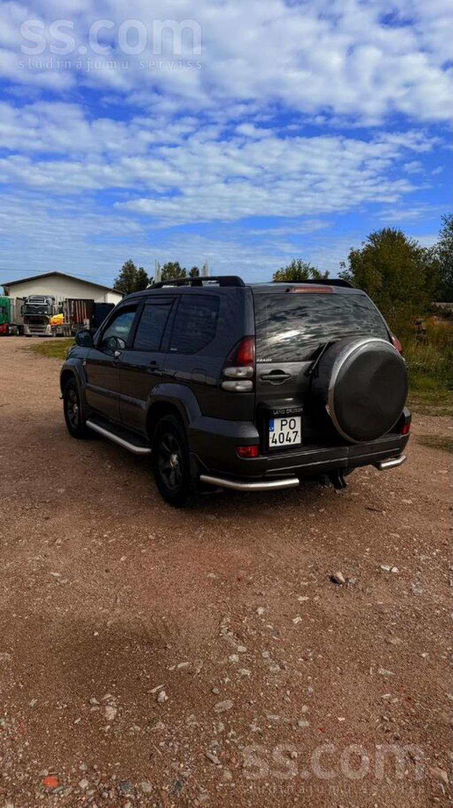 Pelēks Toyota Land Cruiser 2005 Rēzekne, ar dzinēja tilpumu 3.00 L un nobraukumu 377 tūkst. km par 8500 €, foto 7 vietnē AUTOMOTO.COM.LV