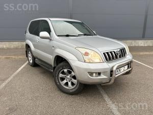 Grey Toyota Land Cruiser 2005 in Riga, with an engine capacity of 3.00 L and mileage of 221 thousand km for 6900 €, photo 5 on AUTOMOTO.COM.LV