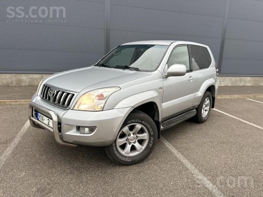 Grey Toyota Land Cruiser 2005 in Riga, with an engine capacity of 3.00 L and mileage of 221 thousand km for 6900 €, photo 6 on AUTOMOTO.COM.LV