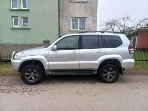 Pelēks Toyota Land Cruiser 2006 Kauņa, ar dzinēja tilpumu 3.00 L un nobraukumu 370 tūkst. km par 9900 €, foto 10 vietnē AUTOMOTO.COM.LV