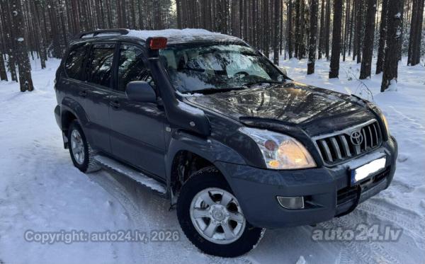 Grey Toyota Land Cruiser 2006 in Tallinn, with an engine capacity of 3.00 L and mileage of 320 thousand km for 9500 €, photo 1 on AUTOMOTO.COM.LV