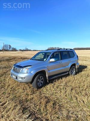 Grey Toyota Land Cruiser 2006 in Valmiera, with an engine capacity of 3.00 L and mileage of 260 thousand km for 10800 €, photo  on AUTOMOTO.COM.LV