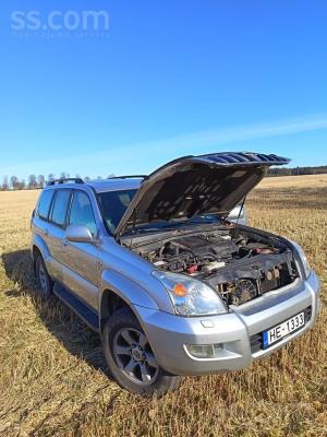 Pelēks Toyota Land Cruiser 2006 Valmiera, ar dzinēja tilpumu 3.00 L un nobraukumu 260 tūkst. km par 10800 €, foto 15 vietnē AUTOMOTO.COM.LV