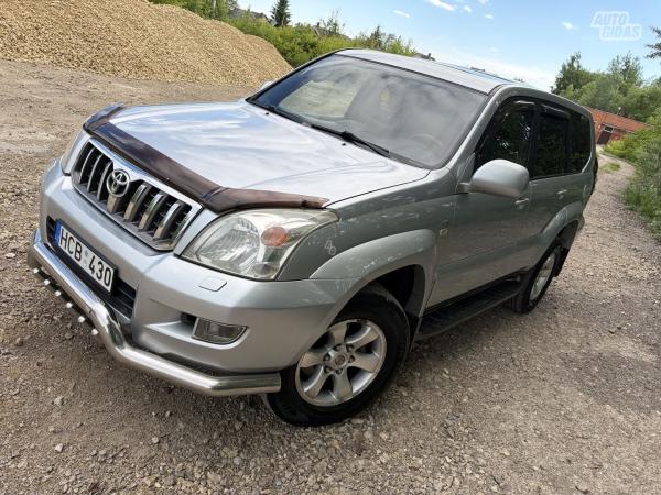 Grey Toyota Land Cruiser 2006 in Alytus, with an engine capacity of 3.00 L and mileage of 360 thousand km for 8500 €, photo 10 on AUTOMOTO.COM.LV