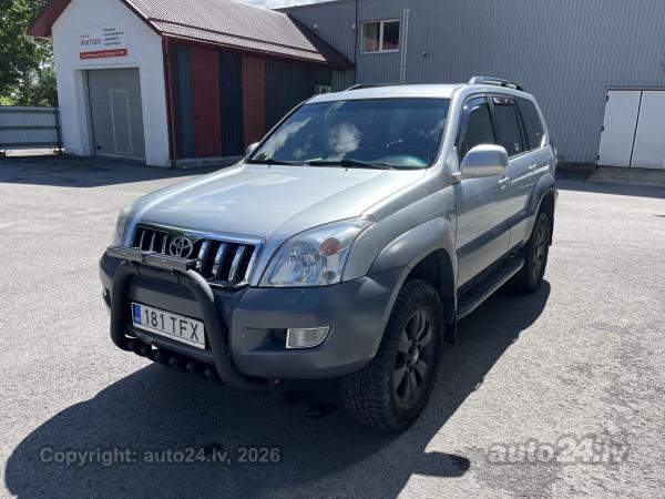 Pelēks Toyota Land Cruiser 2006 Tallina, ar dzinēja tilpumu 3.00 L un nobraukumu 255 tūkst. km par 18000 €, foto 4 vietnē AUTOMOTO.COM.LV