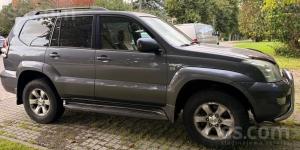 Pelēks Toyota Land Cruiser 2006 Ventspils, ar dzinēja tilpumu 2.90 L un nobraukumu 318 tūkst. km par 13000 €, foto 8 vietnē AUTOMOTO.COM.LV