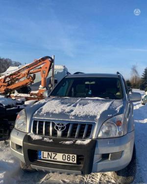 Grey Toyota Land Cruiser 2007 in Kaunas, with an engine capacity of 2.98 L and mileage of 391 thousand km for 8300 €, photo  on AUTOMOTO.COM.LV