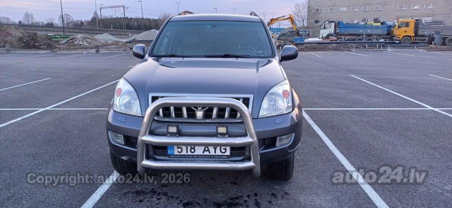 Grey Toyota Land Cruiser 2007 in Tallinn, with an engine capacity of 3.00 L and mileage of 361 thousand km for 11000 €, photo 2 on AUTOMOTO.COM.LV