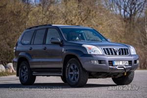 Grey Toyota Land Cruiser 2007 in Maardu, with an engine capacity of 3.00 L and mileage of 372 thousand km for 13000 €, photo 7 on AUTOMOTO.COM.LV