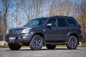 Pelēks Toyota Land Cruiser 2007 Mardu, ar dzinēja tilpumu 3.00 L un nobraukumu 372 tūkst. km par 13000 €, foto 1 vietnē AUTOMOTO.COM.LV
