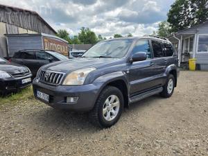 Pelēks Toyota Land Cruiser 2007 Rēzekne, ar dzinēja tilpumu 3.00 L un nobraukumu 0 tūkst. km par 5950 €, foto 4 vietnē AUTOMOTO.COM.LV