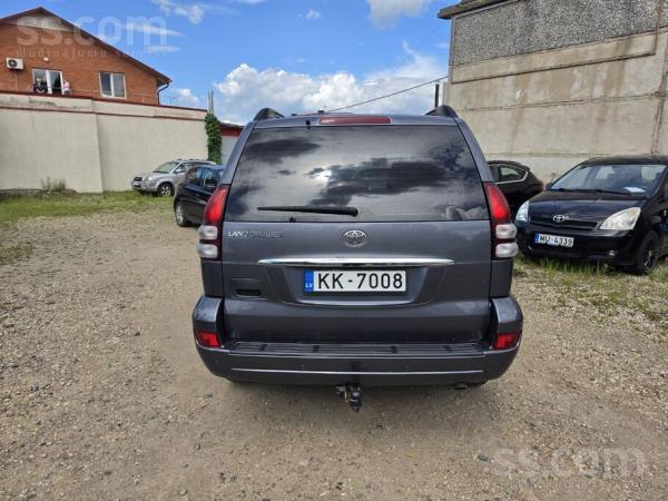Pelēks Toyota Land Cruiser 2007 Rēzekne, ar dzinēja tilpumu 3.00 L un nobraukumu 0 tūkst. km par 5950 €, foto 8 vietnē AUTOMOTO.COM.LV