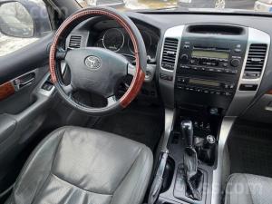 Pelēks Toyota Land Cruiser 2007 Rēzekne, ar dzinēja tilpumu 3.00 L un nobraukumu 0 tūkst. km par 5950 €, foto 12 vietnē AUTOMOTO.COM.LV