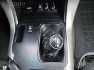 Pelēks Toyota Land Cruiser 2007 Rēzekne, ar dzinēja tilpumu 3.00 L un nobraukumu 0 tūkst. km par 5950 €, foto 16 vietnē AUTOMOTO.COM.LV