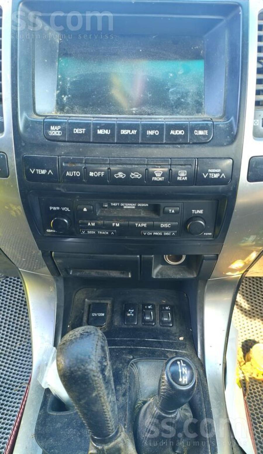 Pelēks Toyota Land Cruiser 2007 Cēsis, ar dzinēja tilpumu 3.00 L un nobraukumu 349 tūkst. km par 5500 €, foto 8 vietnē AUTOMOTO.COM.LV