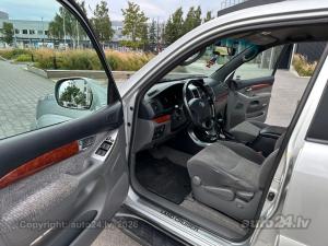 Pelēks Toyota Land Cruiser 2007 Tallina, ar dzinēja tilpumu 3.00 L un nobraukumu 286 tūkst. km par 9799 €, foto 14 vietnē AUTOMOTO.COM.LV