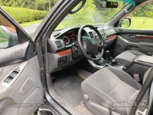 Серый Тойота Ленд Крузер 2007 в Таллин, объемом двигателя 3.00 л и пробегом 0 тыс. км за 9500 €, фото 9 на AUTOMOTO.COM.LV