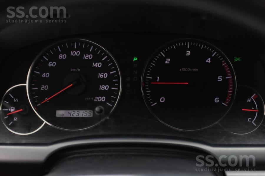 Pelēks Toyota Land Cruiser 2007 Rīga, ar dzinēja tilpumu 3.00 L un nobraukumu 423 tūkst. km par 7990 €, foto 30 vietnē AUTOMOTO.COM.LV