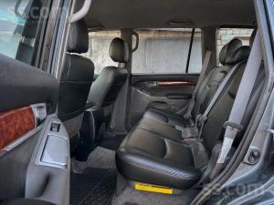 Grey Toyota Land Cruiser 2008 in Riga, with an engine capacity of 3.00 L and mileage of 225 thousand km for 9970 €, photo 9 on AUTOMOTO.COM.LV