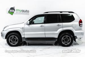 Grey Toyota Land Cruiser 2008 in Tallinn, with an engine capacity of 3.00 L and mileage of 276 thousand km for 12500 €, photo 10 on AUTOMOTO.COM.LV