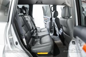 Grey Toyota Land Cruiser 2008 in Tallinn, with an engine capacity of 3.00 L and mileage of 276 thousand km for 12500 €, photo 19 on AUTOMOTO.COM.LV
