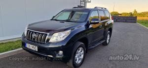 Pelēks Toyota Land Cruiser 2010 Tallina, ar dzinēja tilpumu 3.00 L un nobraukumu 338 tūkst. km par 17900 €, foto 5 vietnē AUTOMOTO.COM.LV