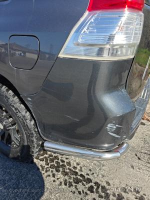 Grey Toyota Land Cruiser 2011 in Kuressaare, with an engine capacity of 3.00 L and mileage of 613 thousand km for 21500 €, photo 15 on AUTOMOTO.COM.LV