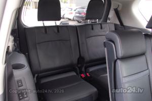 Grey Toyota Land Cruiser 2012 in Tallinn, with an engine capacity of 3.00 L and mileage of 124 thousand km for 29500 €, photo 9 on AUTOMOTO.COM.LV