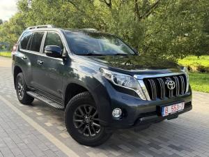 Grey Toyota Land Cruiser 2014 in Rezekne, with an engine capacity of 3.00 L and mileage of 132 thousand km for 29990 €, photo 4 on AUTOMOTO.COM.LV