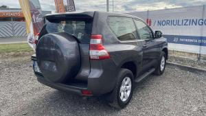 Grey Toyota Land Cruiser 2016 in Marijampole, with an engine capacity of 2.76 L and mileage of 341 thousand km for 17500 €, photo 9 on AUTOMOTO.COM.LV